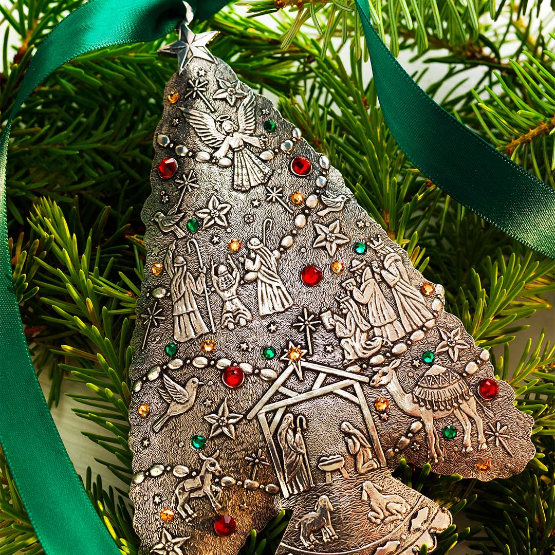 O Holy Night Christmas Tree (Aluminum) – Linens N Things